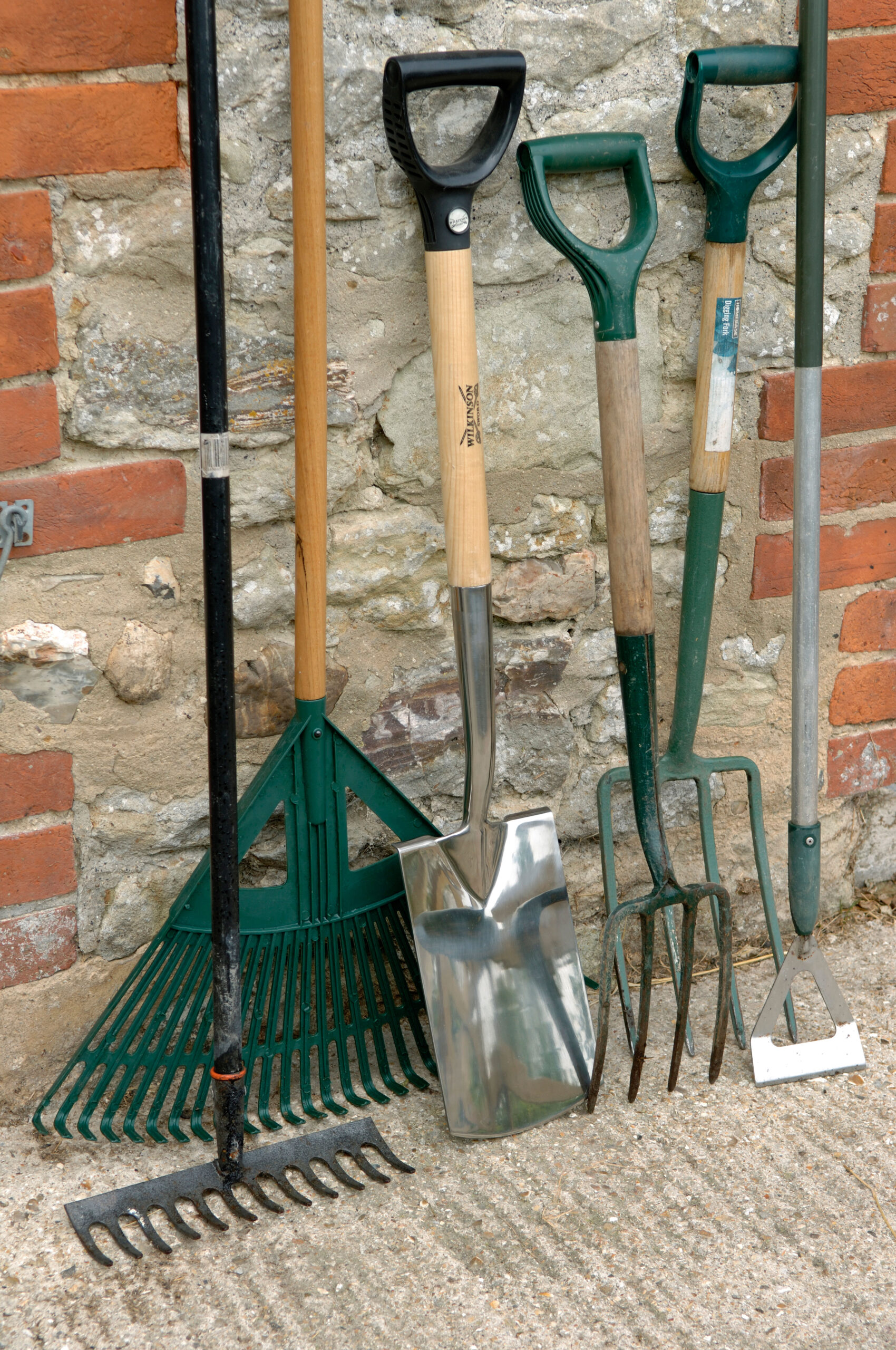 Reducing waste in the garden – Caragh Nurseries